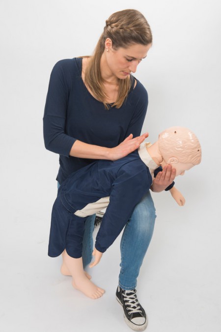 Verschlucken-ersticken-kindernotfall-bonn | Kindernotfall Bonn - Erste ...